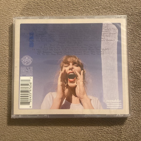 Taylor Swift | Other | Taylor Swift 989 Taylors Version Crystal Skies ...
